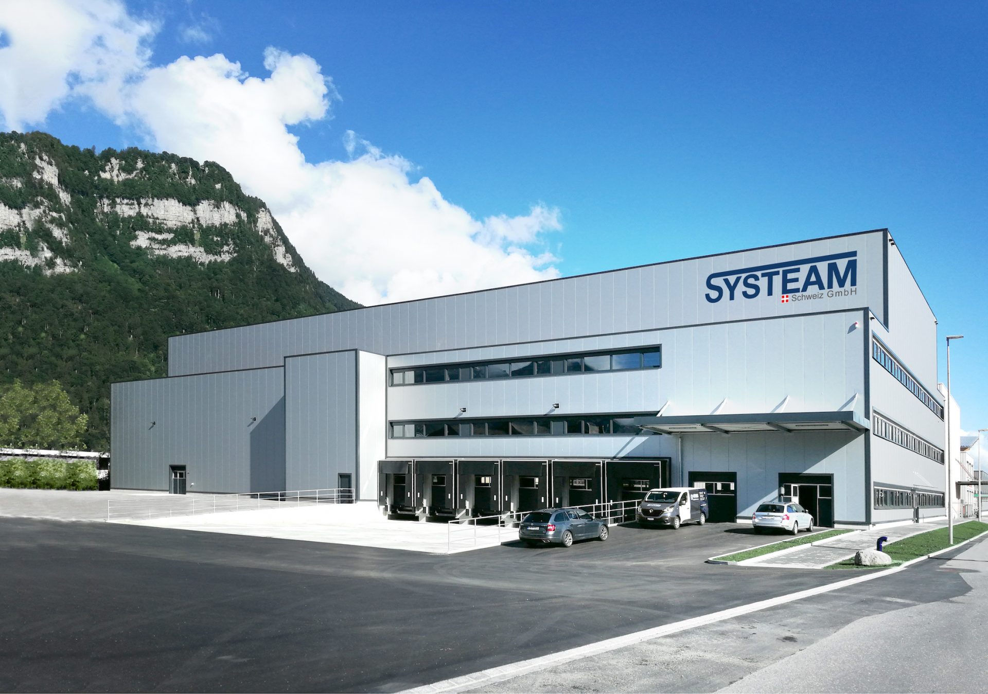 Systeam investiert in der Schweiz